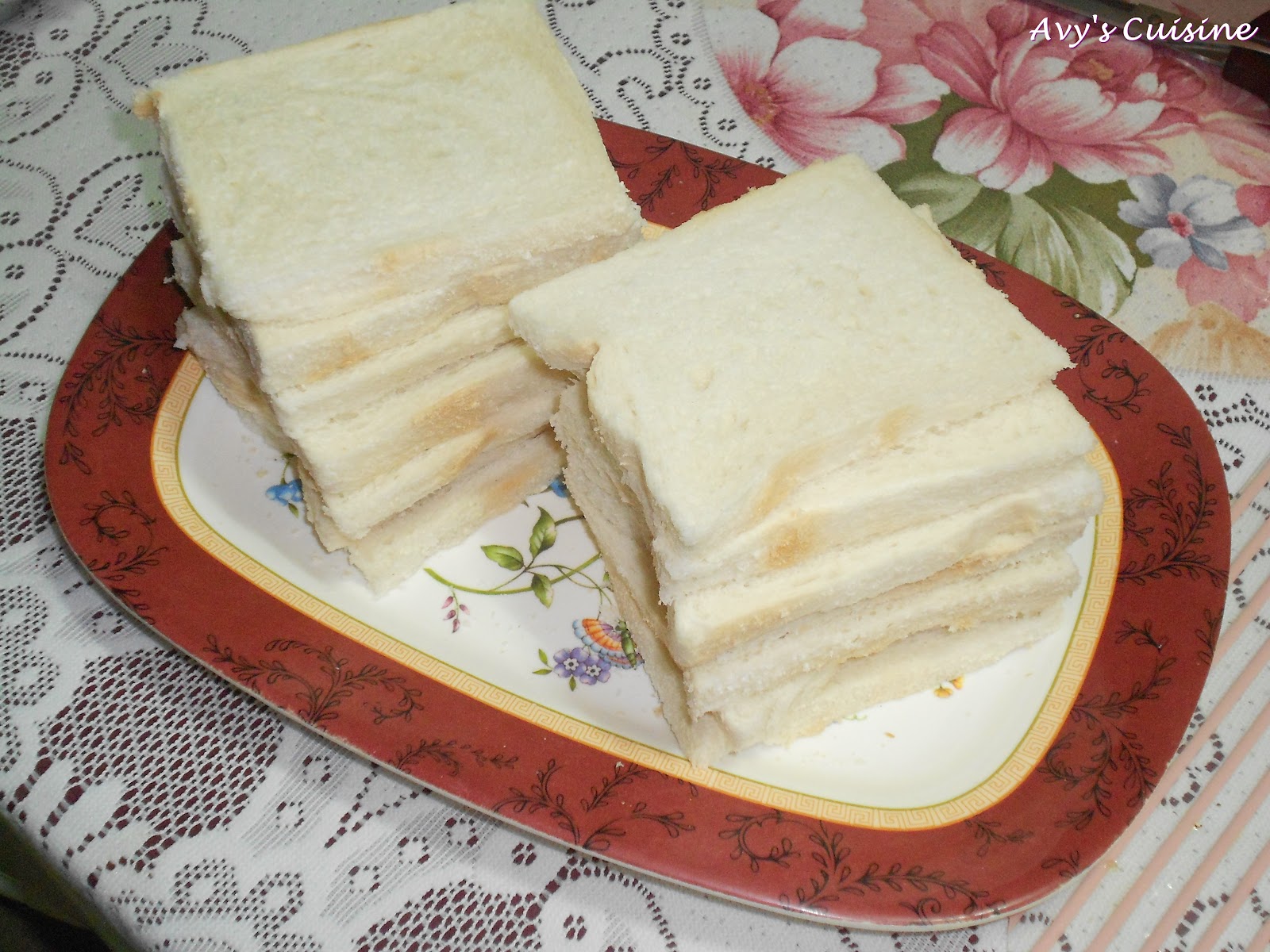 Avy's Cuisine: Maki Sandwich