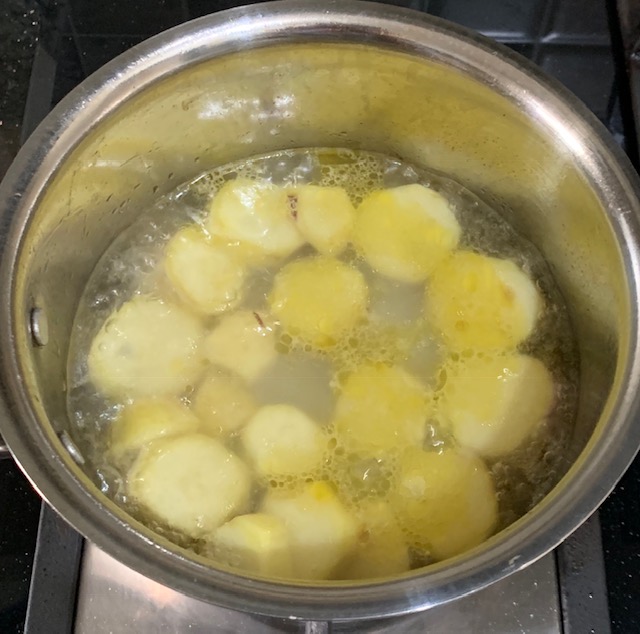 Sindhi Food Mazaa: LAHORI GAJARA GUR MEIN / SWEET POTATO IN JAGGERY ...