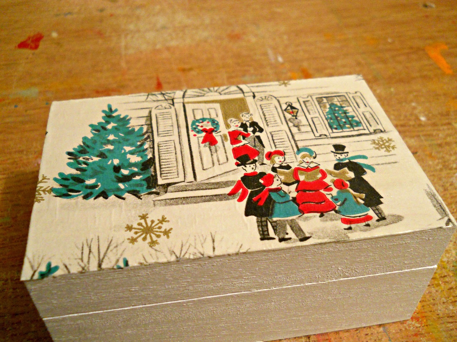 Wrapping Paper Saver DIY - Running With A Glue Gun