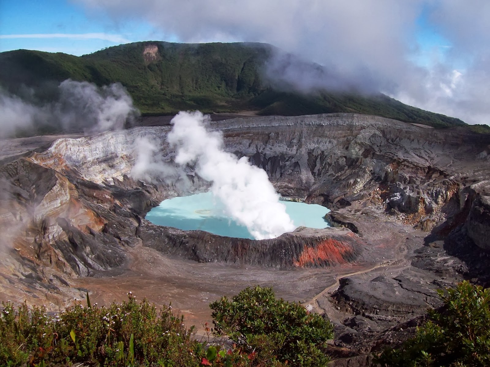 Destinos turísticos de Costa Rica: Parque Nacional Volcán Poás