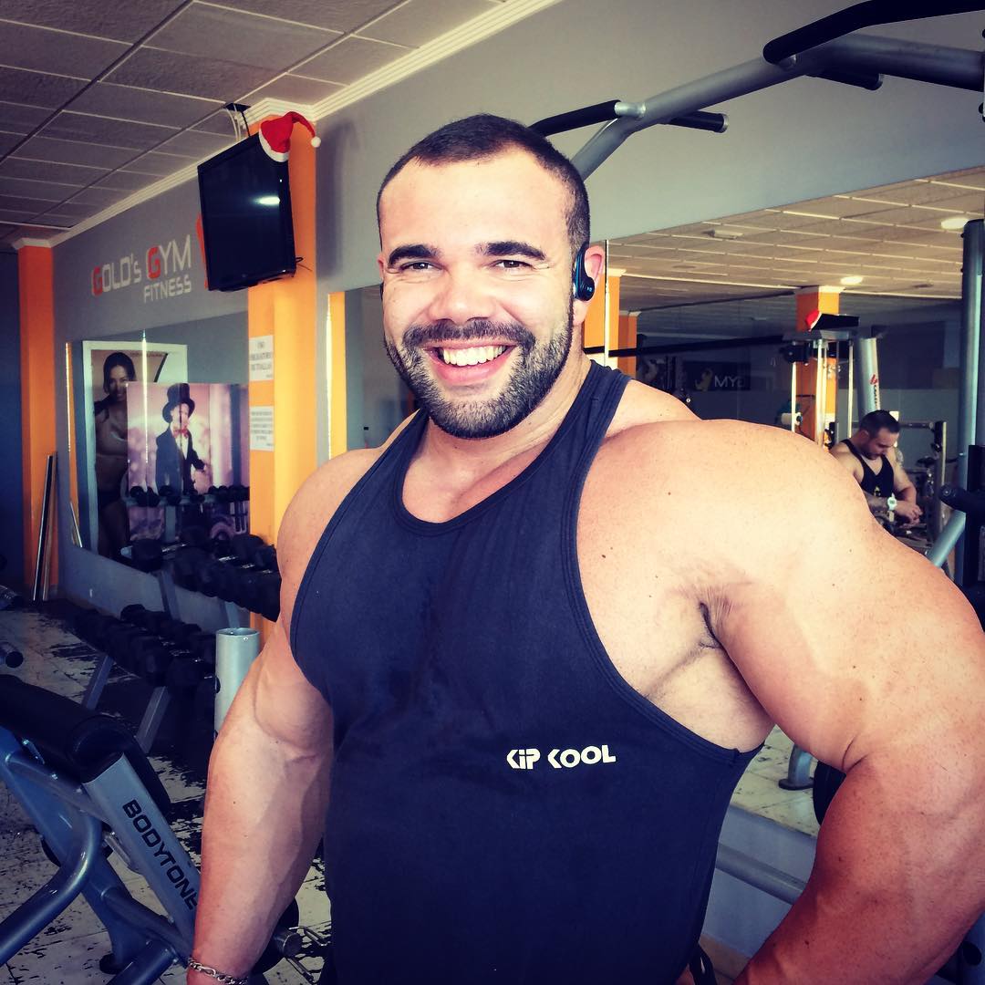 Muscle Lover: French IFBB Elite Pro bodybuilder Gregory Bellot