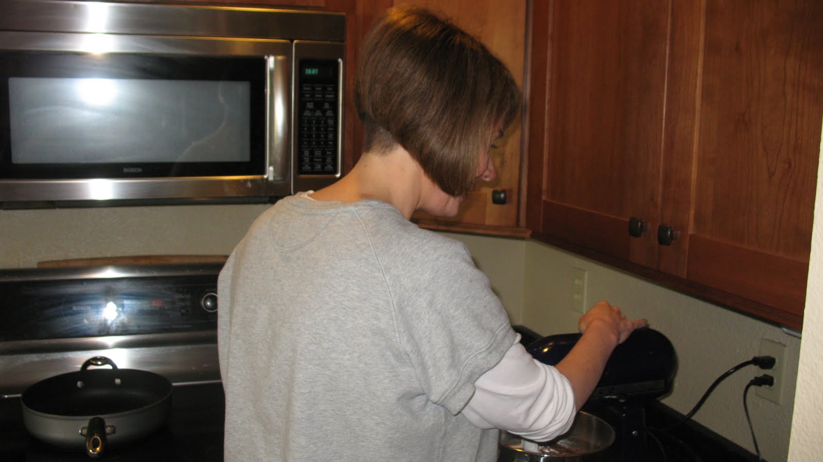 Celebrity Hairstyle: Mrs. Cool Bobs Styles