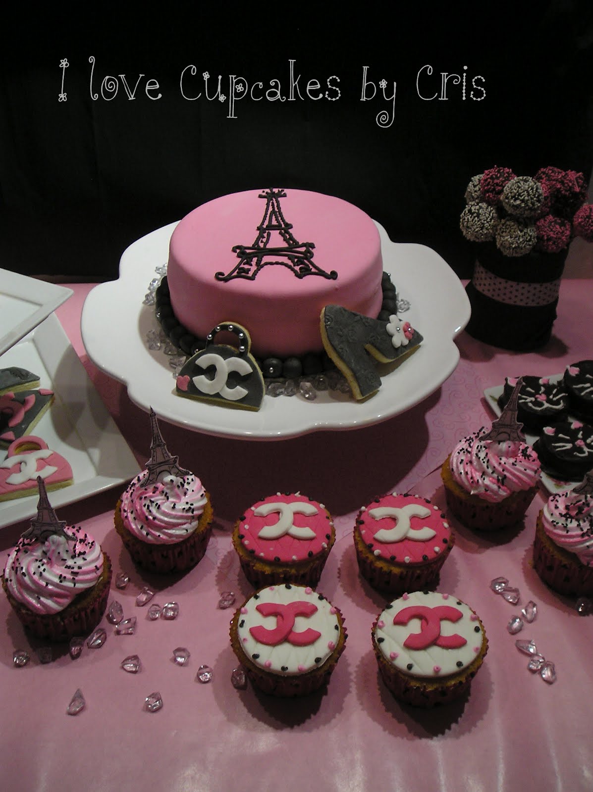 I love Cupcakes: Mesa dulce "Una noche en Paris"
