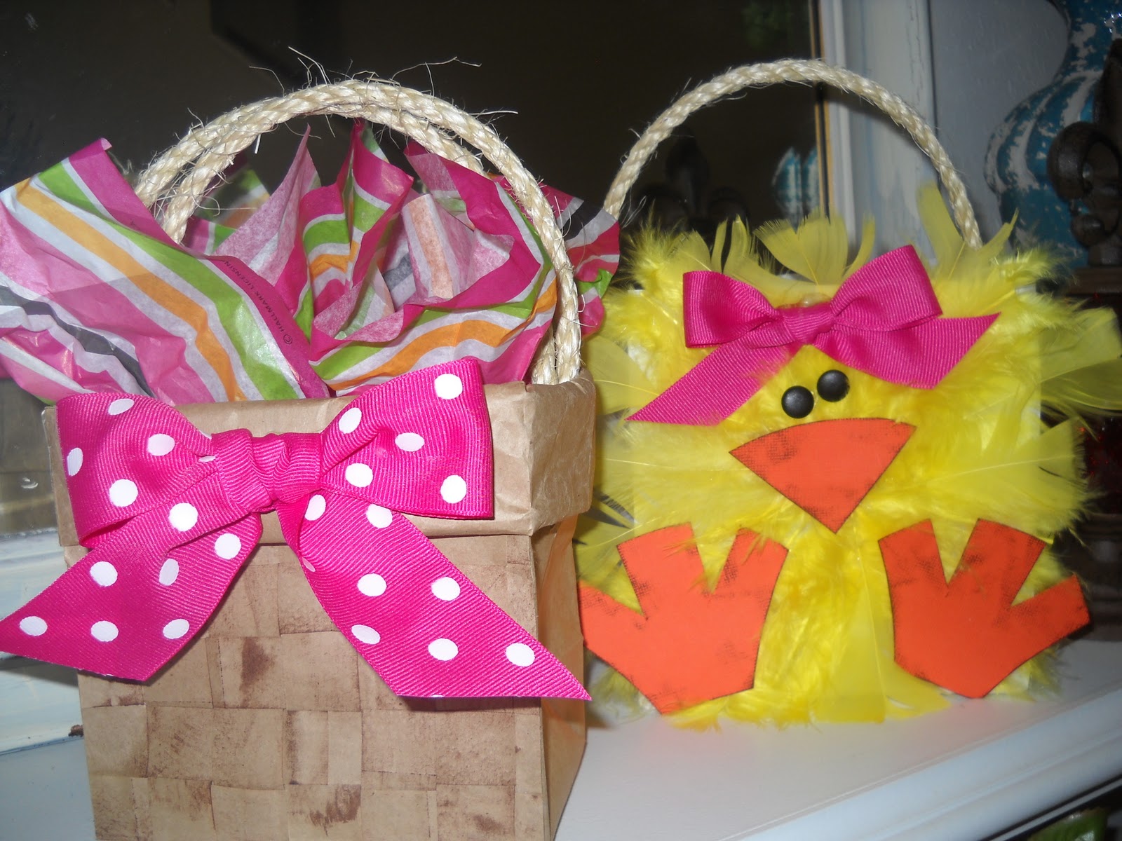 Craft Goodies: 2x4 Spring Chick Tutorial