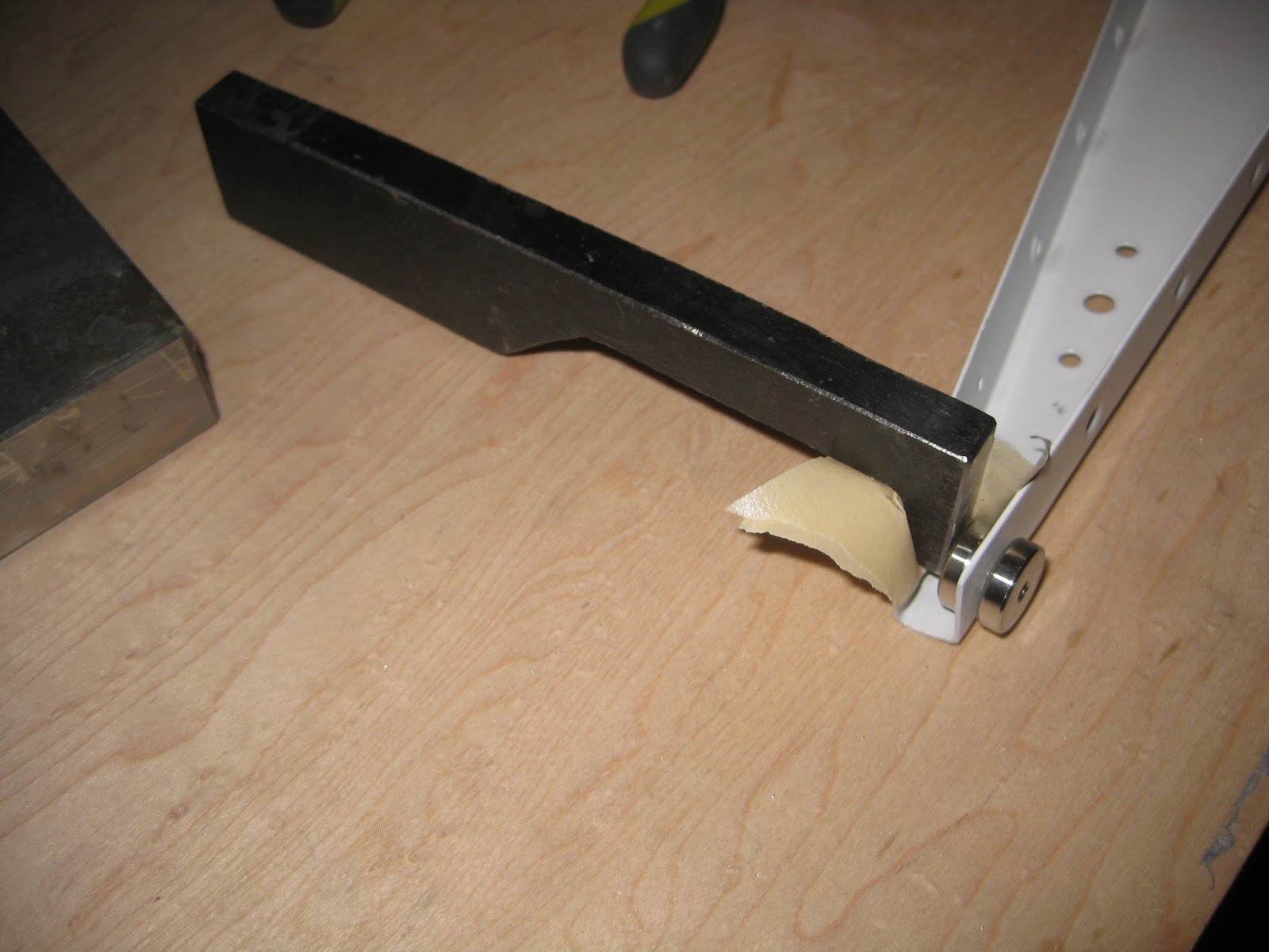 E's Van's RV-14A: Empennage: Elevators. Dimpling the trailing edge of ...