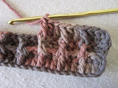 Miss Abigail's Hope Chest: Tutorial: Brown Waffle Weave Hot Pads