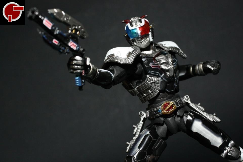 Firestarter's Blog: Toy Review: S.I.C. Kamen Rider G Den-O