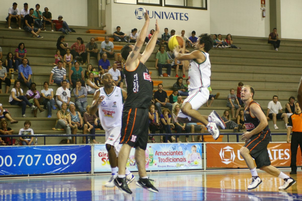 Clube Atlético Ubirajá: 2013