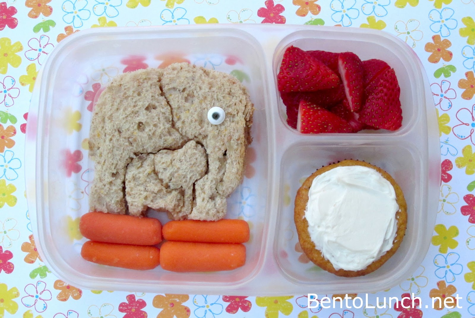 Tuesday's Happy Elephants Bento