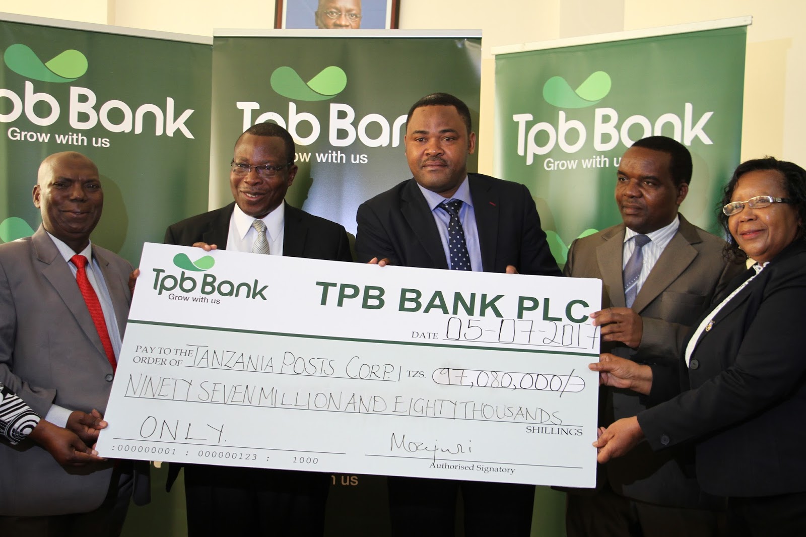 TANZANIA LIVE BLOG: TPB BANK YAIPA SERIKALI GAWIO LA BILIONI 1.
