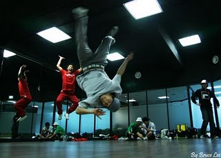 B Boying Step For Beginner/ B Boying Tutorials /How to Do B Boying/: L ...