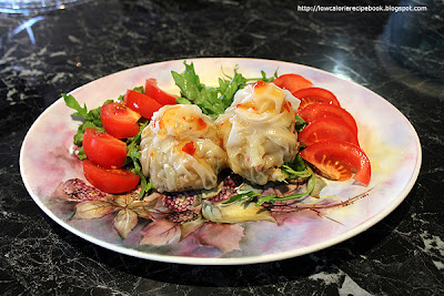 Low Calorie Recipe Book: Giant Mild Chilli Chicken Dim Sims with Salad ...