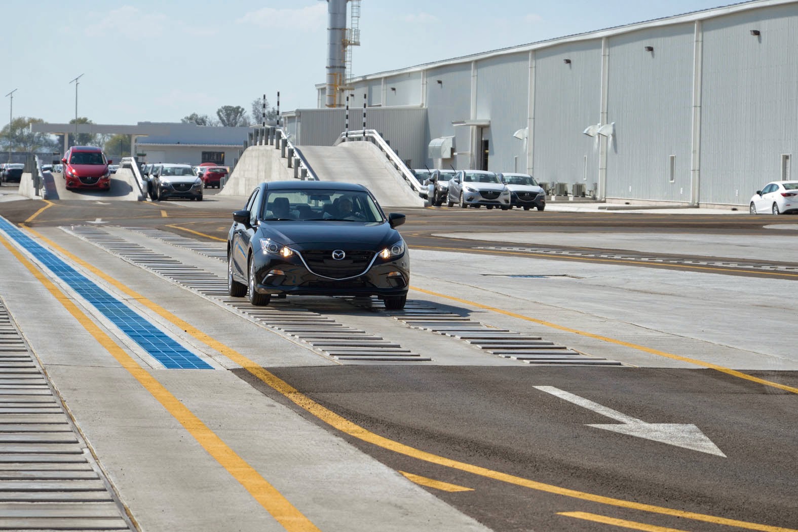 MAZDA NOTÍCIAS: Visita à fábrica do México (MMVO)