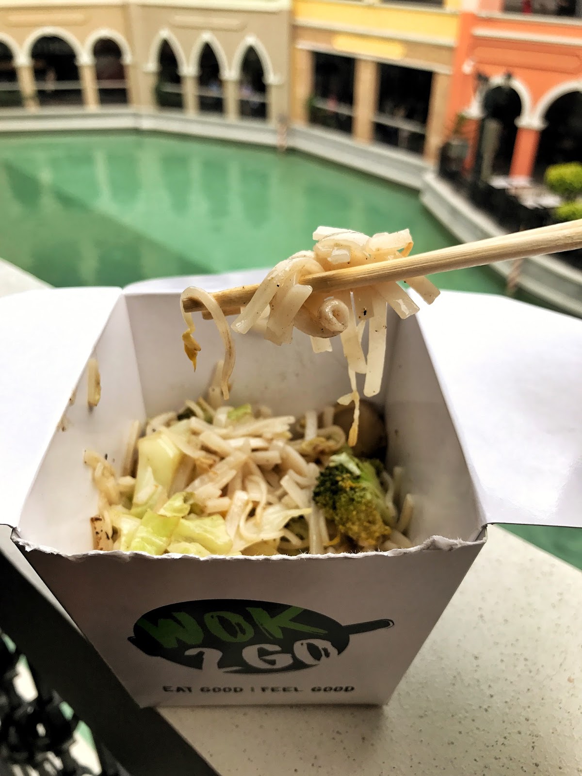 What Mary Loves: First Bite: Wok2Go