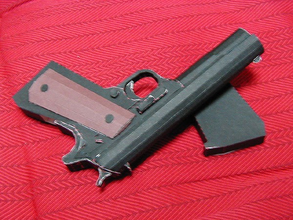 papercrafts de todos los niveles: aqui hay papercrafts de distintas armas