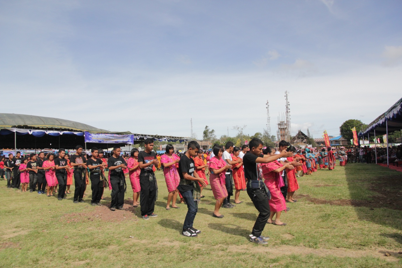PENELUSURAN NILAI-NILAI KEARIFAN LOKAL: Rondang Bittang