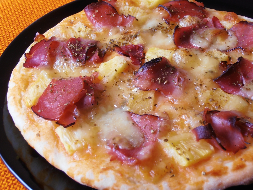 Pizza Hawai - CAIETUL CU RETETE