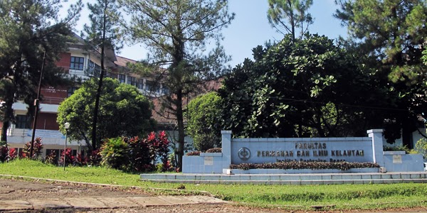 Taman mimpiku taman langitku: Sejarah dan Profil Departemen Teknologi ...