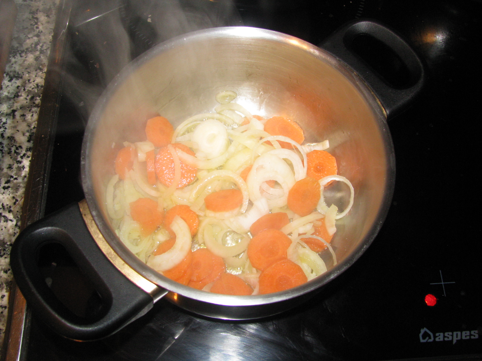 Después las rehogamos en un poco de aceite de oliva.