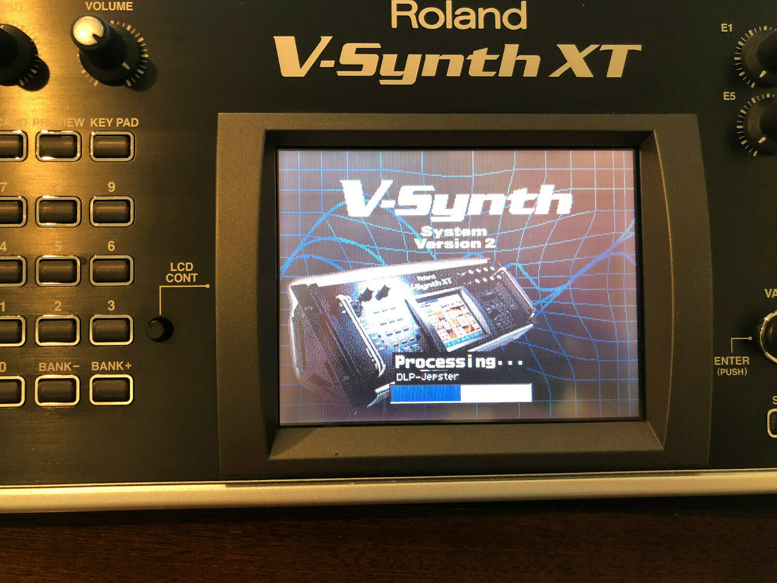 MATRIXSYNTH: Roland VSynth XT Rackmount Synthesizer w VC-1 D50 Emulator ...