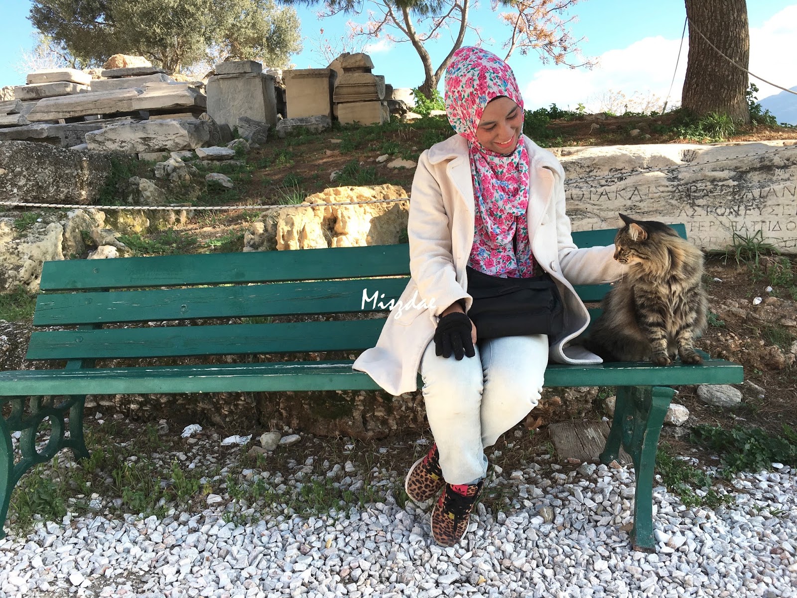 MISZDAE : A TRAVELLER : Backpack Europe : Athens, Greece
