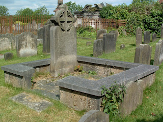 Memento Mori: Bruce Family of Kinnaird