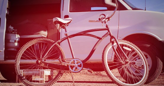 Rolling Steel Tent: A loaner for a loner