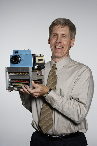 MONϟTROUϟ EYEϟ: Steven J. Sasson,