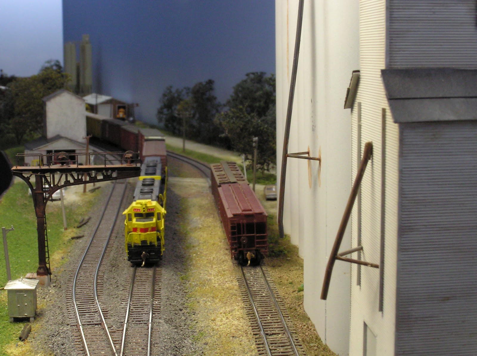 D&RG Monarch Branch & fallen flag SFRSD RR: Moving around the layout