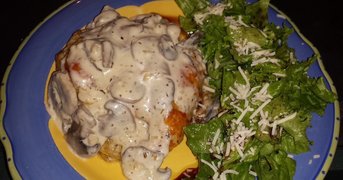 Cuisine de Michelle: Chicken Friand (Tourte au poulet et champignons)
