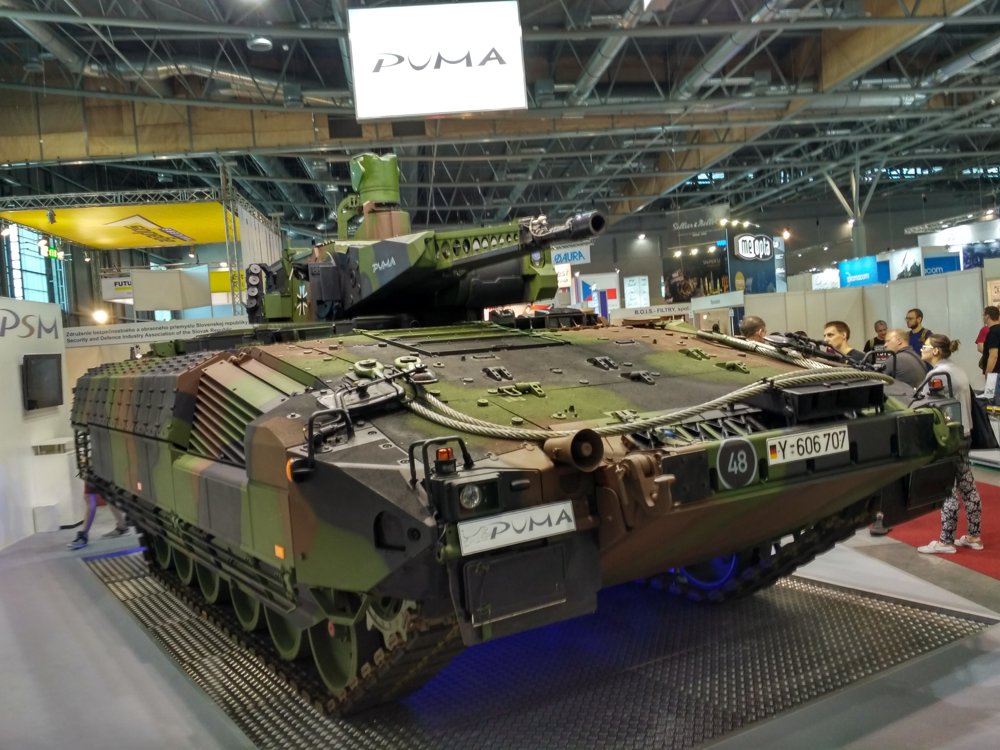 Below The Turret Ring: Which new IFV for the Czech Army?