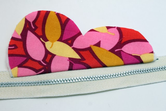 Valentines Heart Zipper Pouch — CraftBits.com
