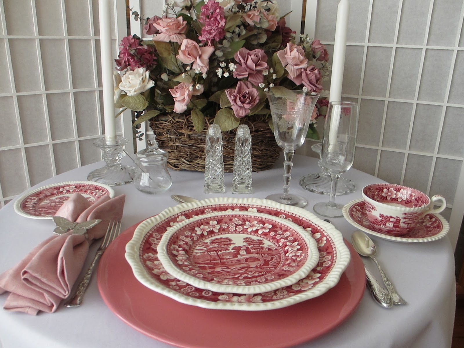 Table for One: Spode Gainsborough Spring Table