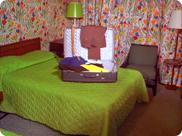 Misfit Robot Daydream: The Hardy Boys/Nancy Drew Mysteries - Wipe-Out ...