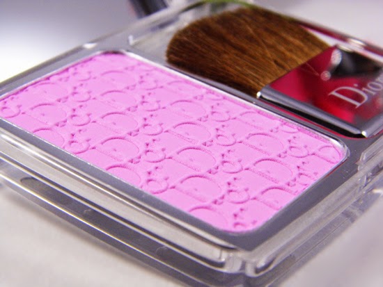 Rosy Glow by Dior. El rubor inteligente. | El tocador de Khimma