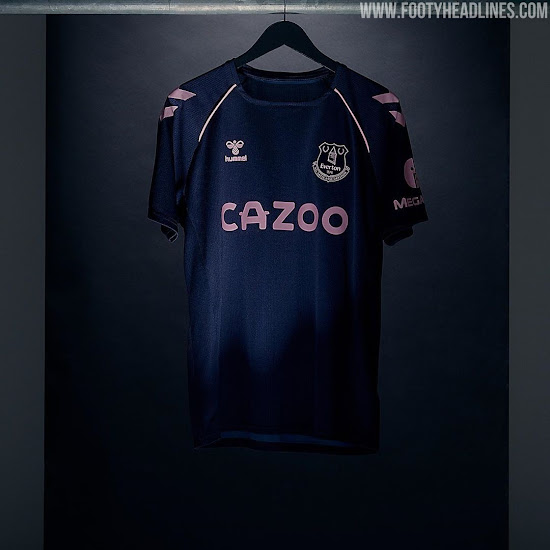 Pretty Pink: 2 Hummel Everton 20-21 Training Kits + Full Collection ...