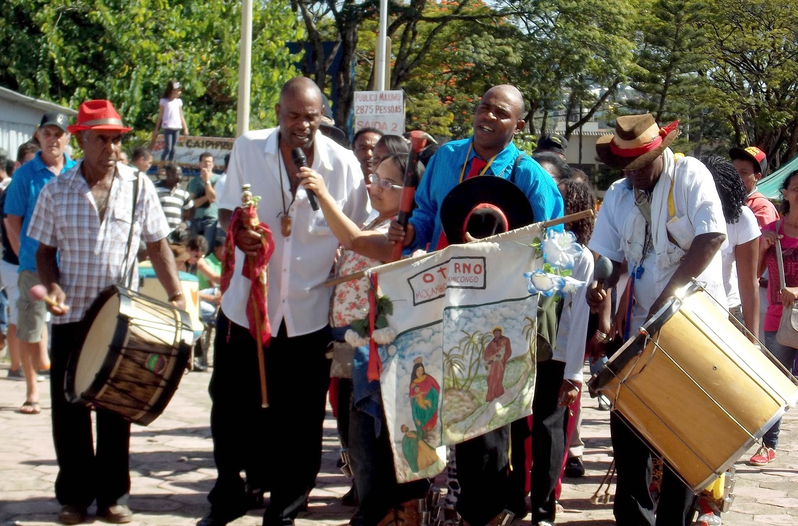 Tradições Populares das Vertentes: Jomba: outro tipo de moçambique