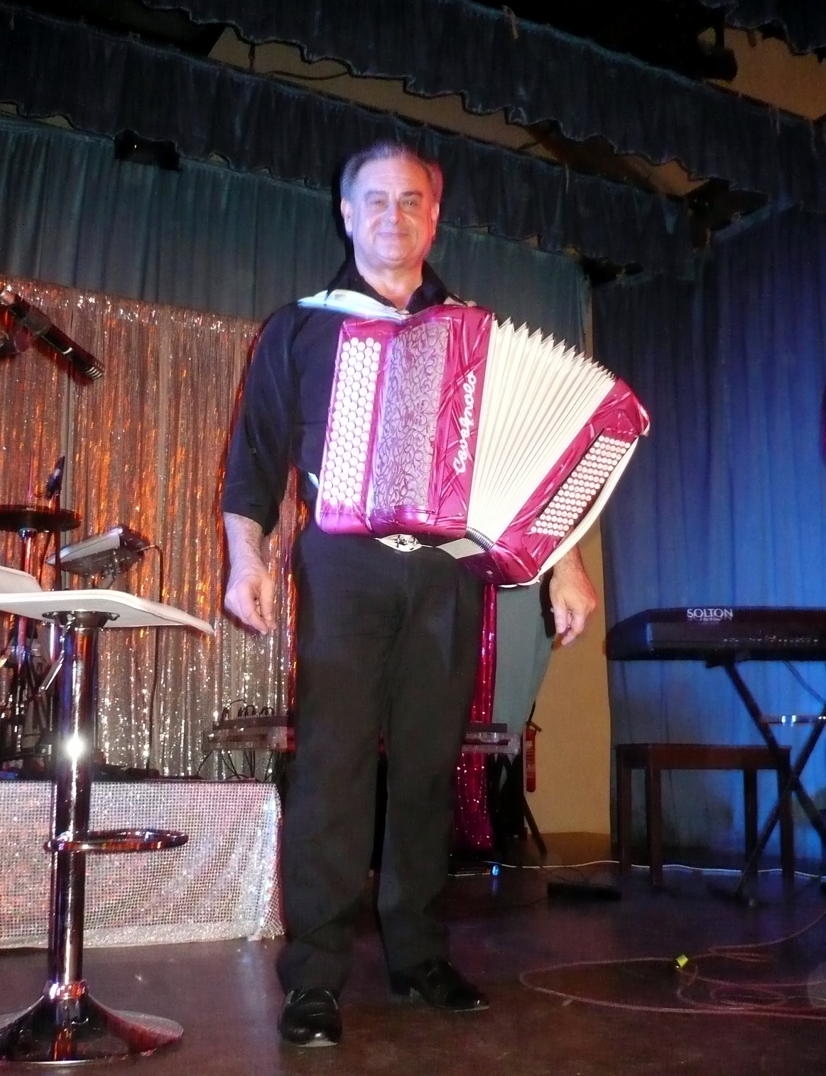 Le Blog de la Danse de Salon: Patrick ROBIN à FERRIERES - 45 - le 13/01 ...