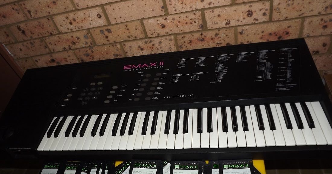 MATRIXSYNTH: E-mu Emax II 16 Bit Sampler / Synthesizer with 24 Emax Disks