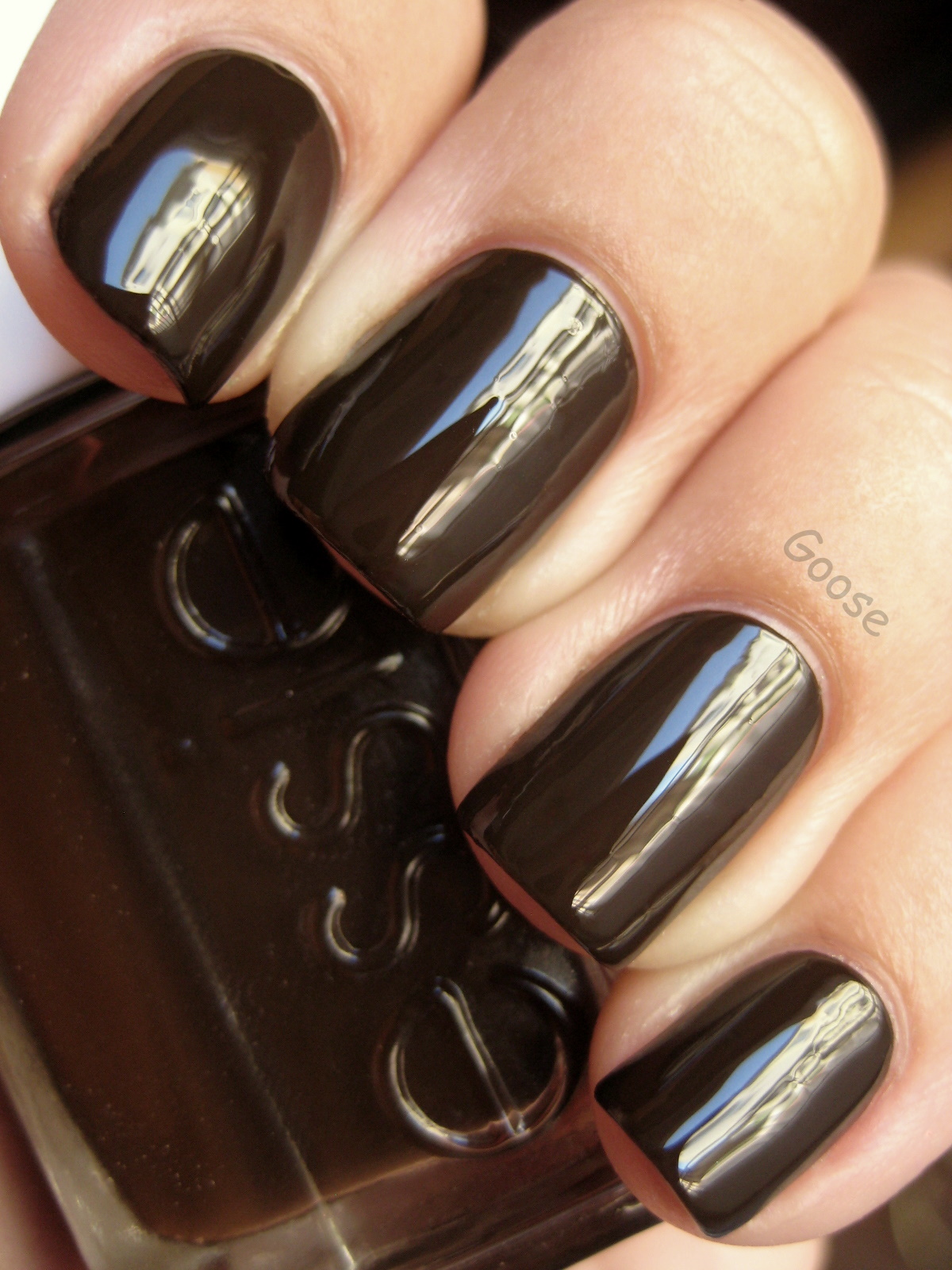 Goose's Glitter: Essie Little Brown Dress Swatch