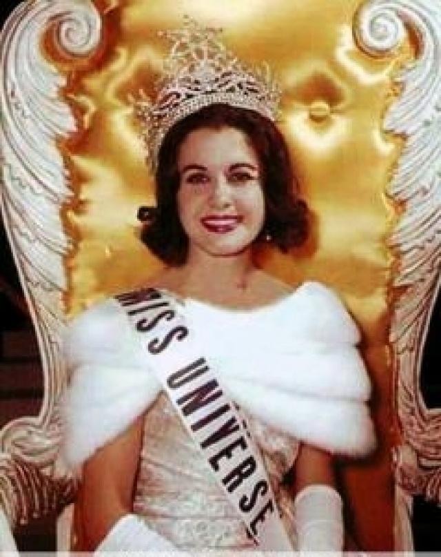 El Magazin de Merlo: Un dia como hoy de 1962 coronaban a la única mujer ...