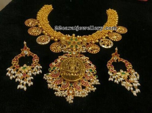 Silver Metal Muvvalu Necklaces - Jewellery Designs