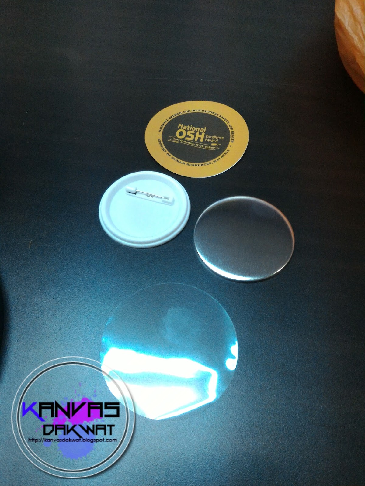 CARA MUDAH HASILKAN BUTTON BADGE MENGGUNAKAN MESIN - Mieza S