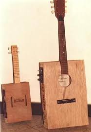 INSTRUMENT DE MUSIQUE TRADITIONNEL MALGACHE