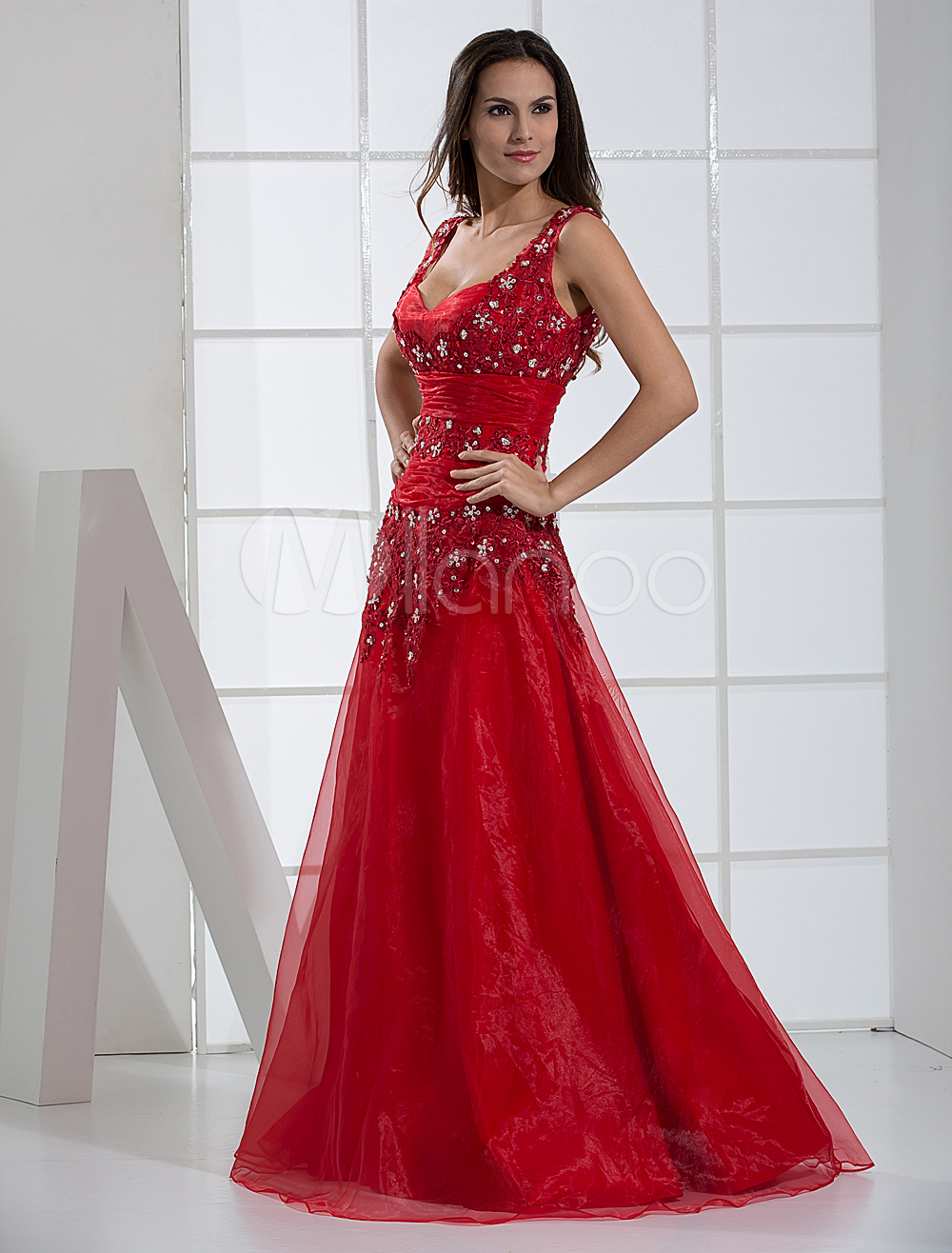 CaterinaFashionStyle: Robe de bal de finissants ligne-A rouge au col-V ...