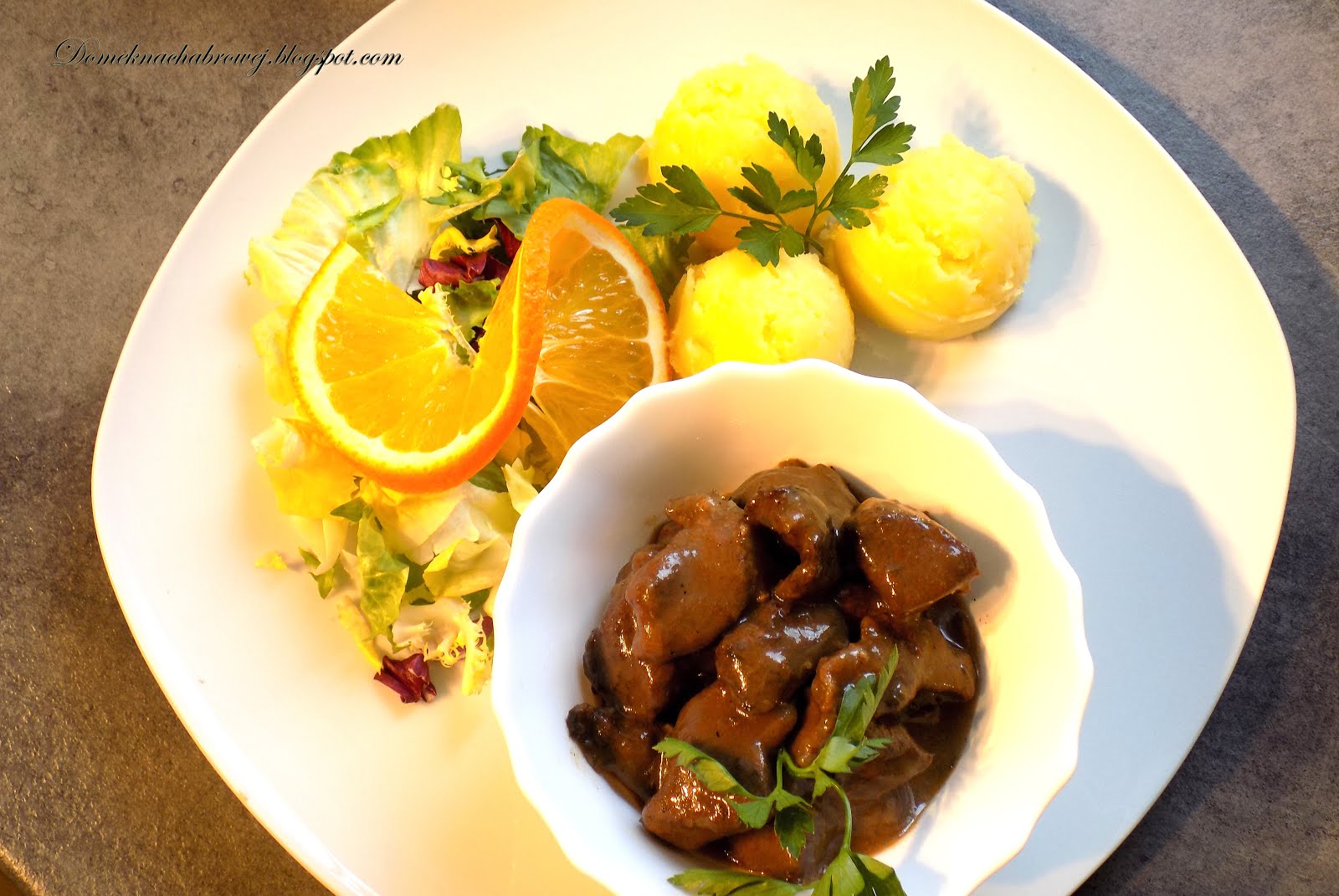 Domek na Chabrowej: Ragout z dzika