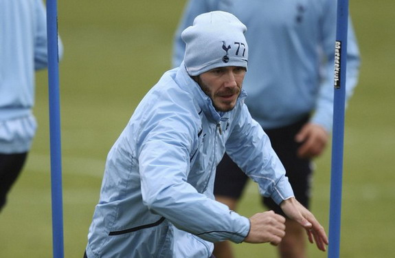 Harry Redknapp invites David Beckham to join Spurs | inside World Soccer