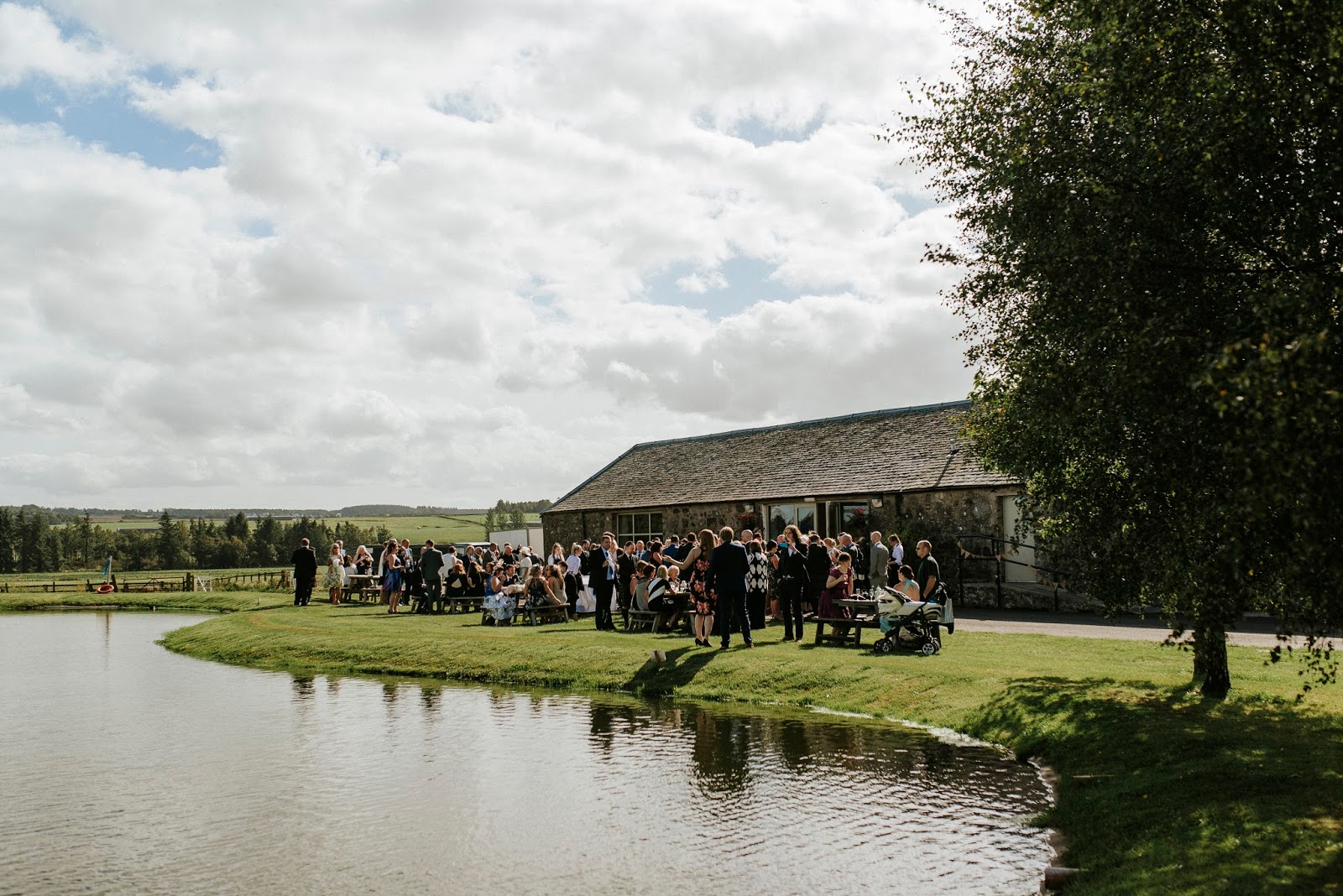 Scottish Barn Wedding in Autumn | Ilva's photo blog