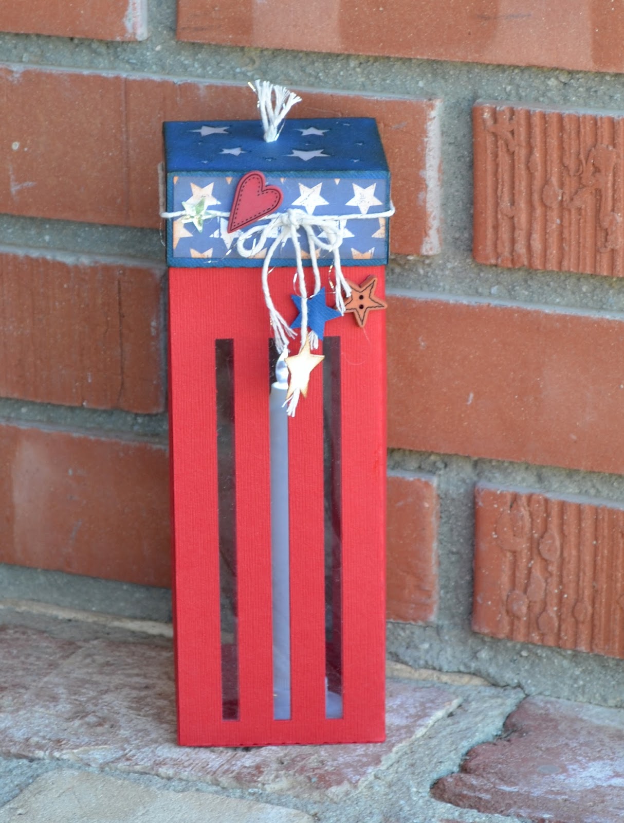 Sharas Paper Creations: Fire Crackers in a Box!