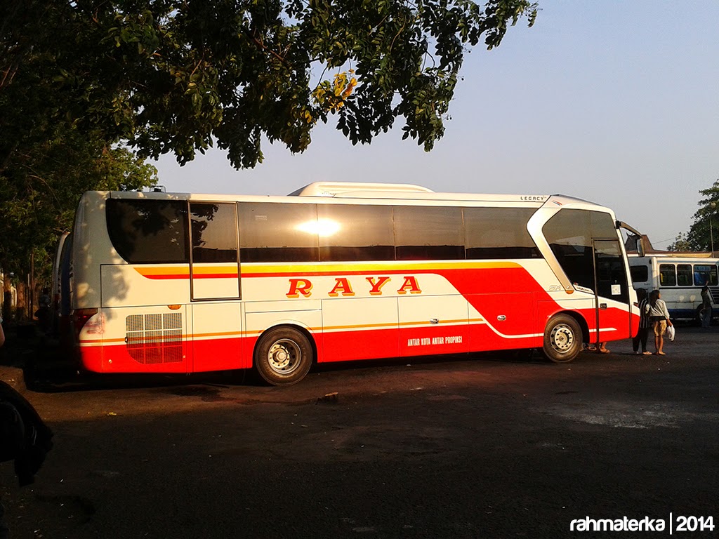 cuma iseng-iseng: Rekomendasi Bus Jakarta Solo